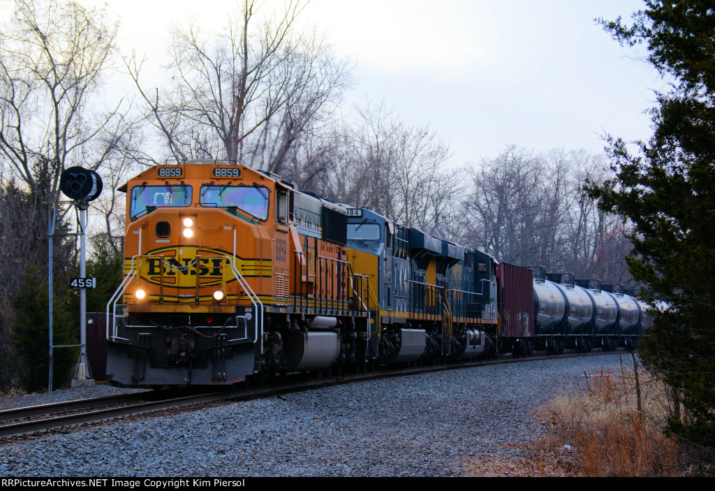 BNSF 8859 CSX Train K045 Crude Oil Empties